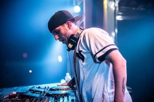 Illenium DJ Flames Blue Baseball Jersey, Gifts For Eectronic Music ...